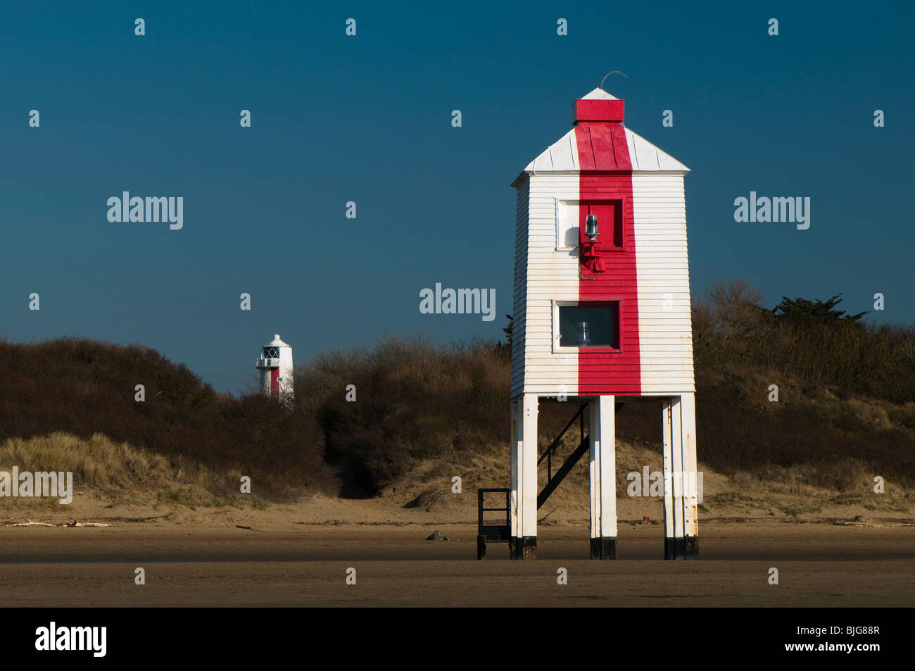 Low Lighthouse, lighthouse on legs, with the older Pillar Lighthouse in ...