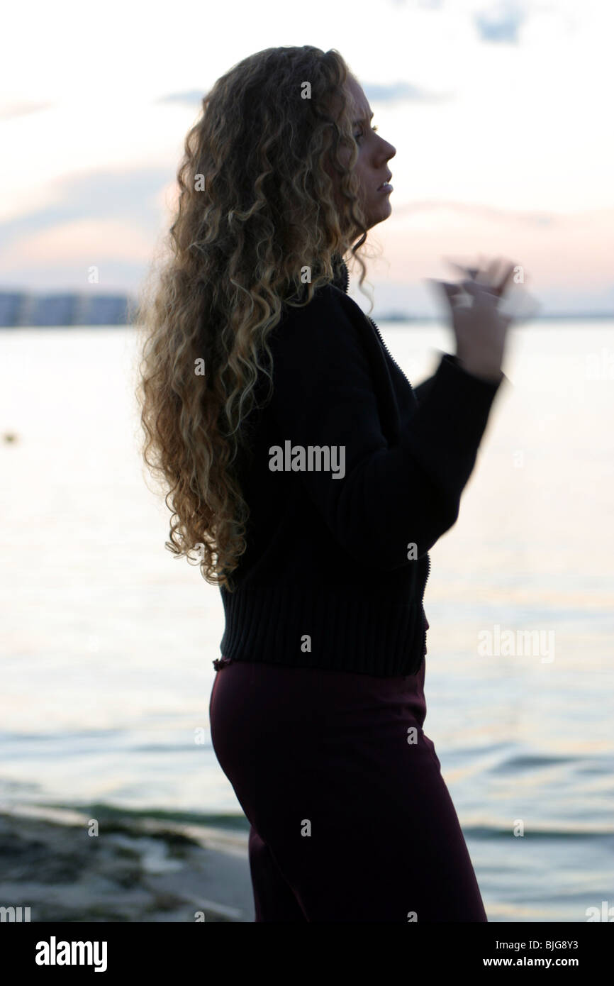 Distressed woman silhouette hi-res stock photography and images - Alamy