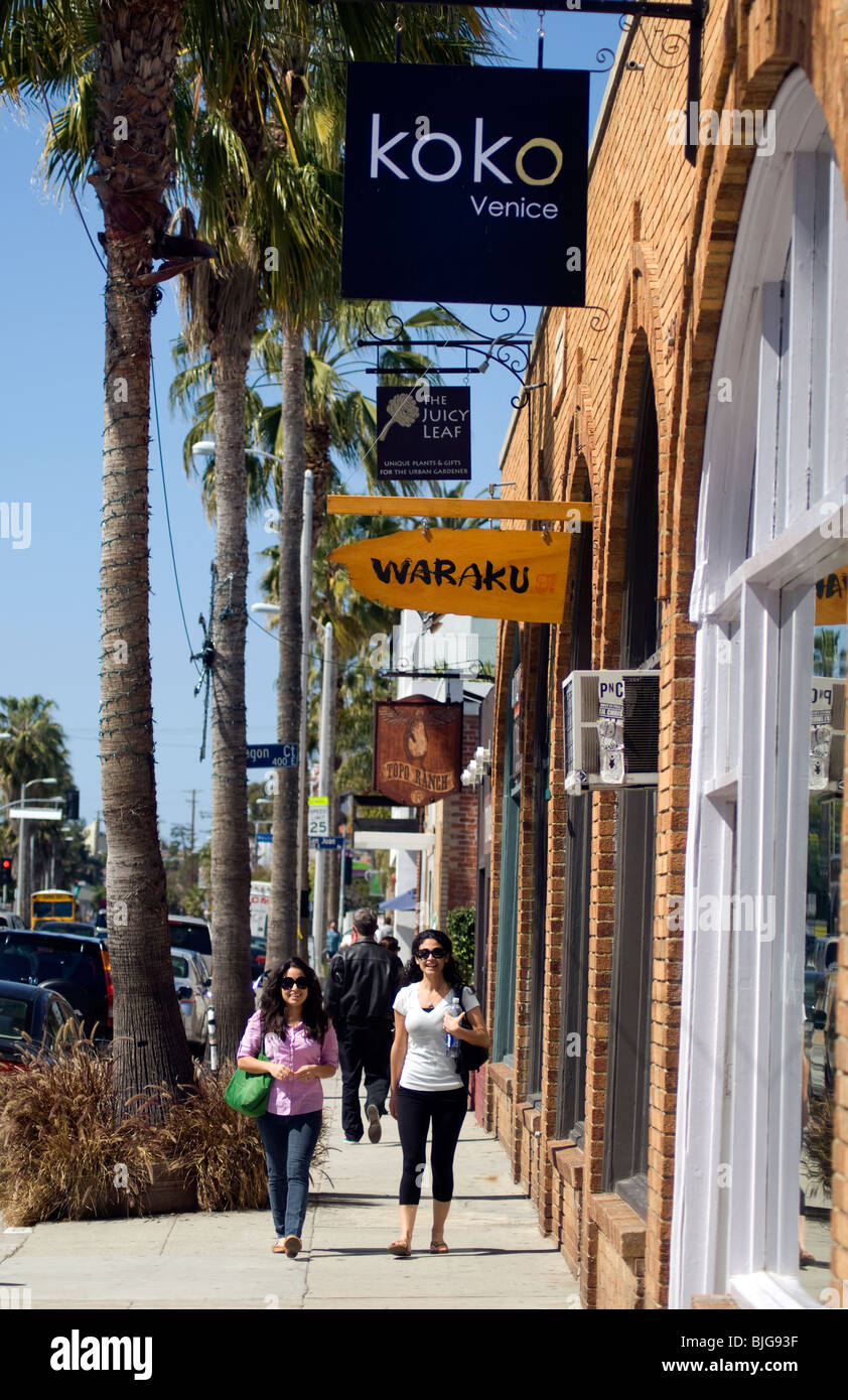 Storefront shops and signs along Abbot Kinney Blvd. in Venice ...