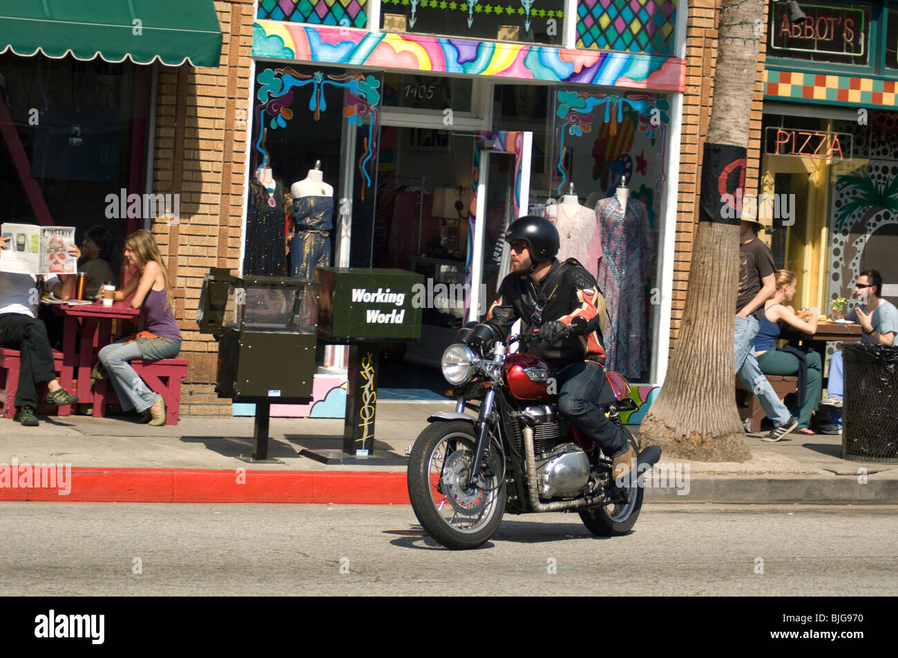 Abbot Kinney Blvd. in Venice, California Stock Photo - Alamy