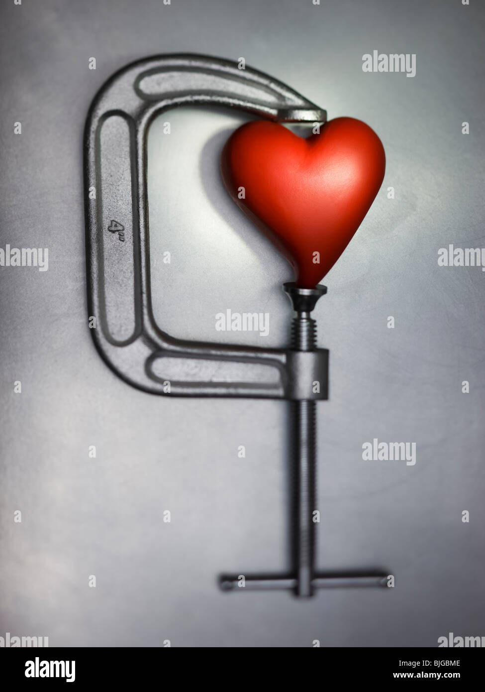 Heart of metal hi-res stock photography and images - Alamy