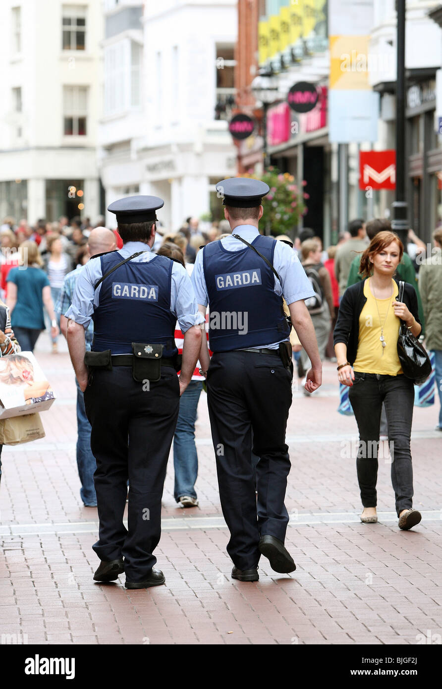 Policemen on patrol, Dublin, Ireland Stock Photo - Alamy