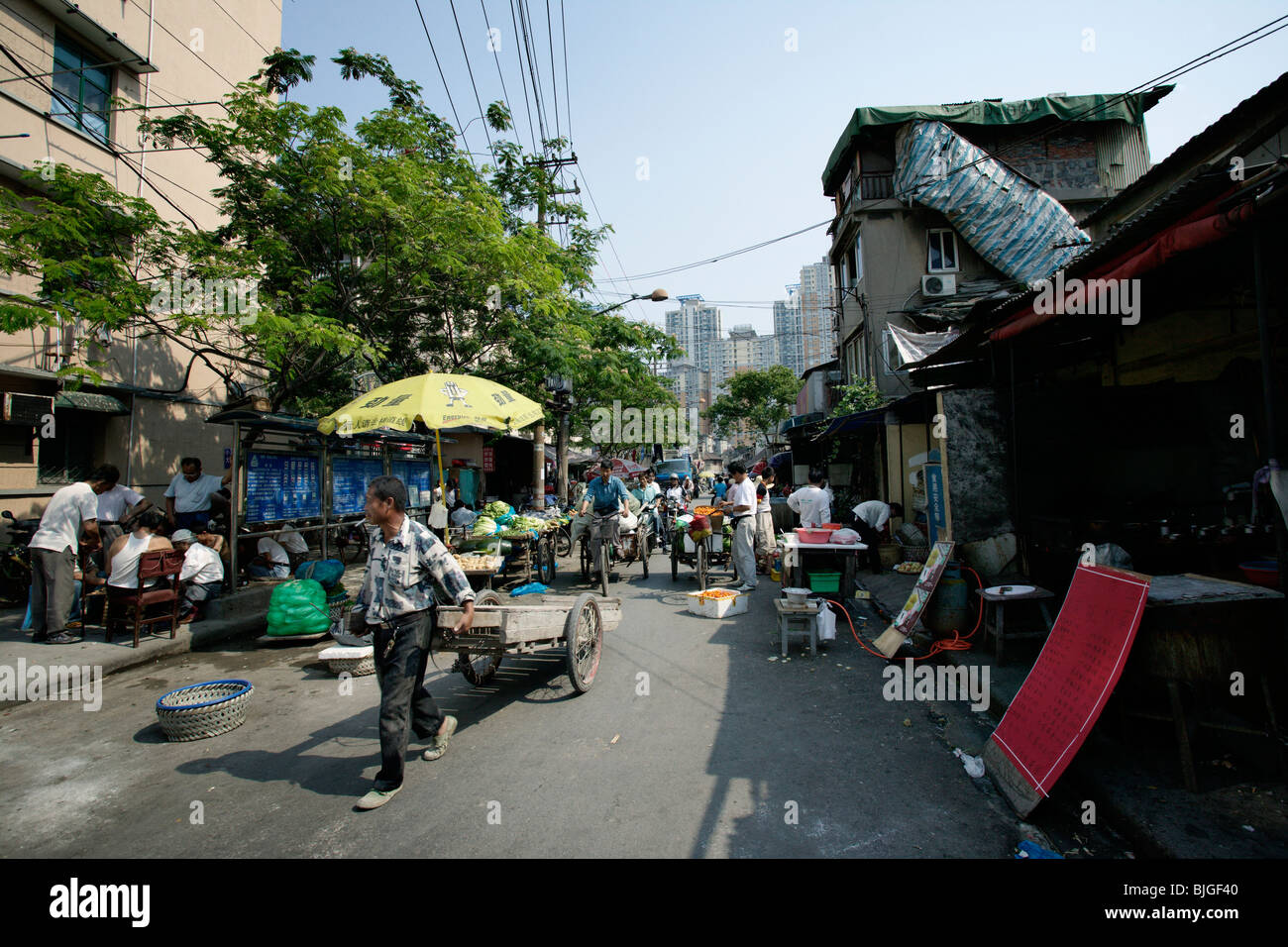 Street view of a small alley in Shanghai's Old City Stock Photo - Alamy