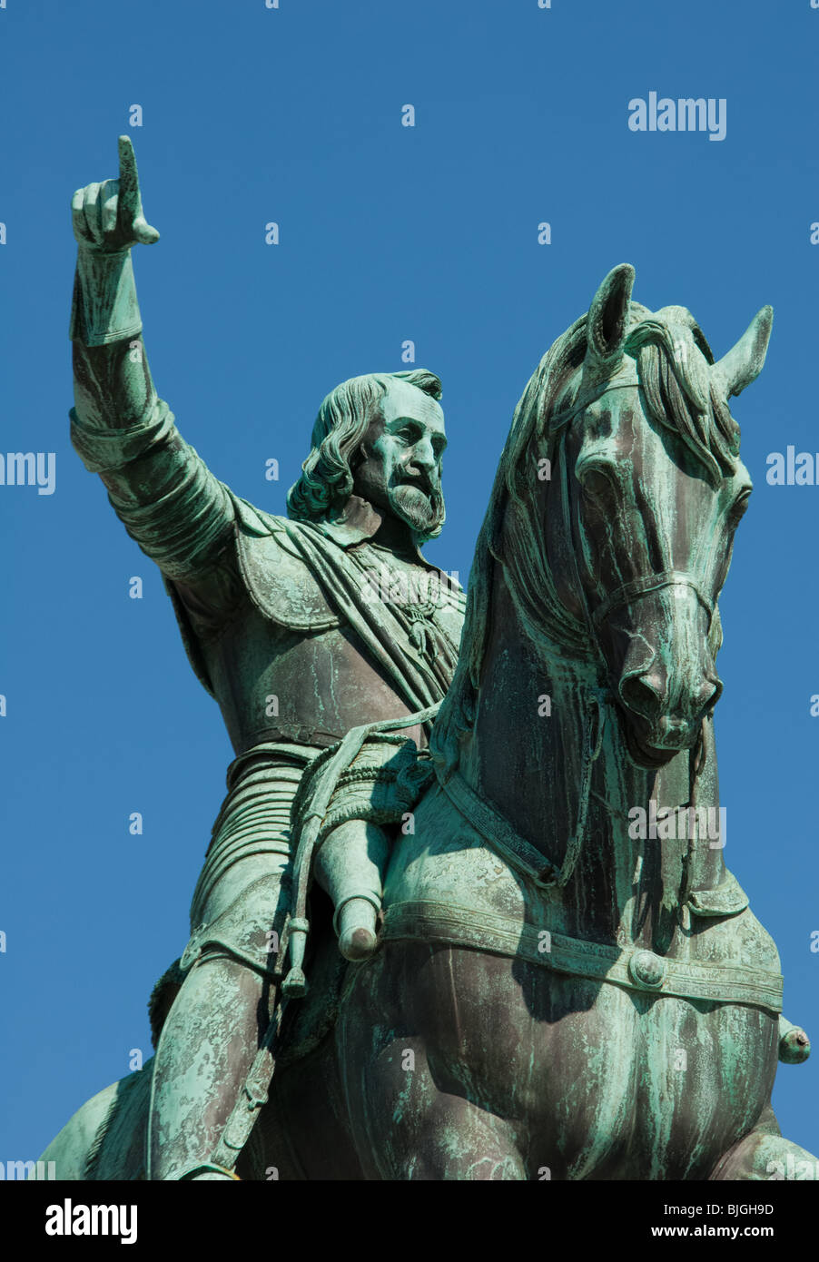 Maximilian Joseph, Duke in Bavaria, Wittelsbacher Platz, Munich ...