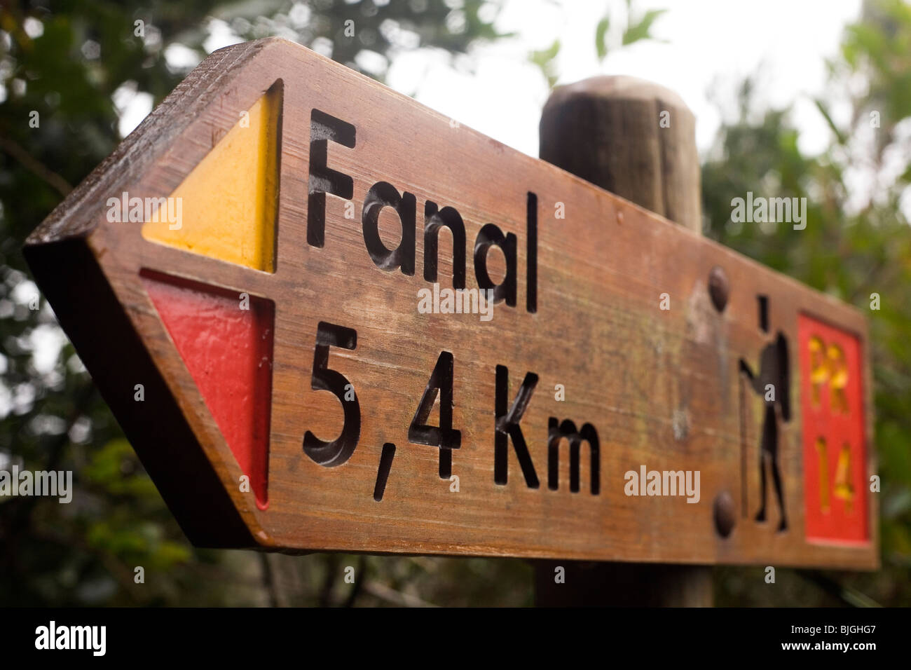 5 km sign hi-res stock photography and images - Alamy