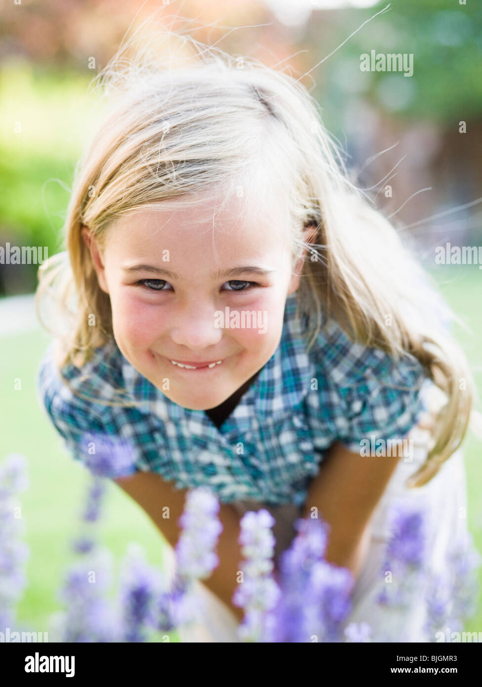 Smiling blonde girl missing tooth hi-res stock photography and images - Alamy