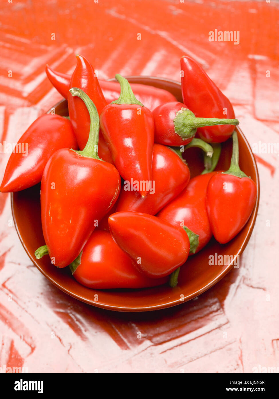 Red color dish hi-res stock photography and images - Alamy