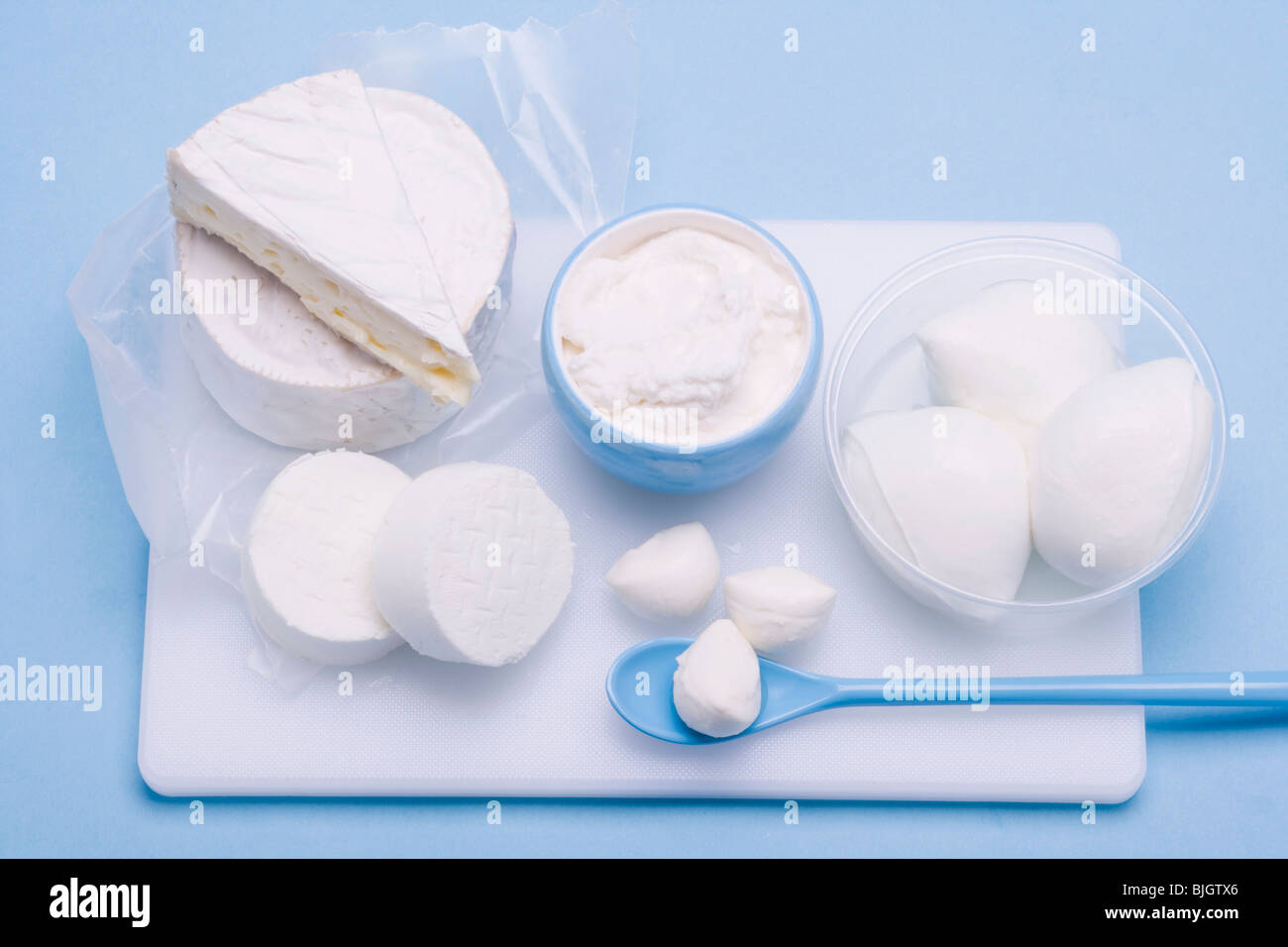 Soft cheese, fresh cheese and mozzarella Stock Photo - Alamy