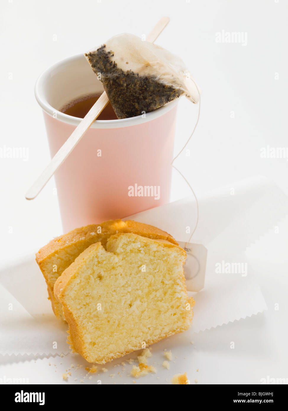 Two cake slices hi-res stock photography and images - Alamy