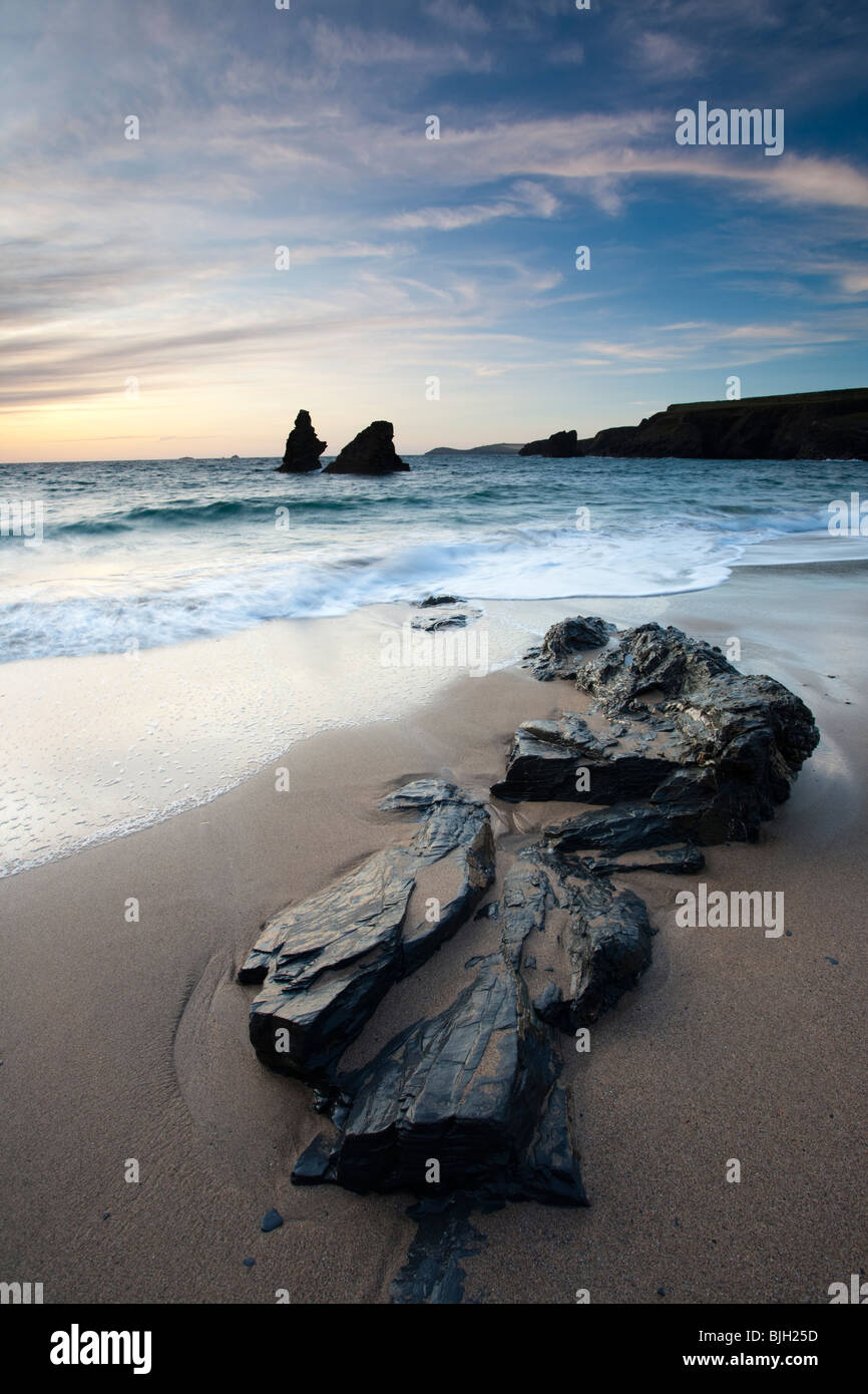 Rocks on the beach at Sunset, Porthcothan Bay Cornwall England Stock ...