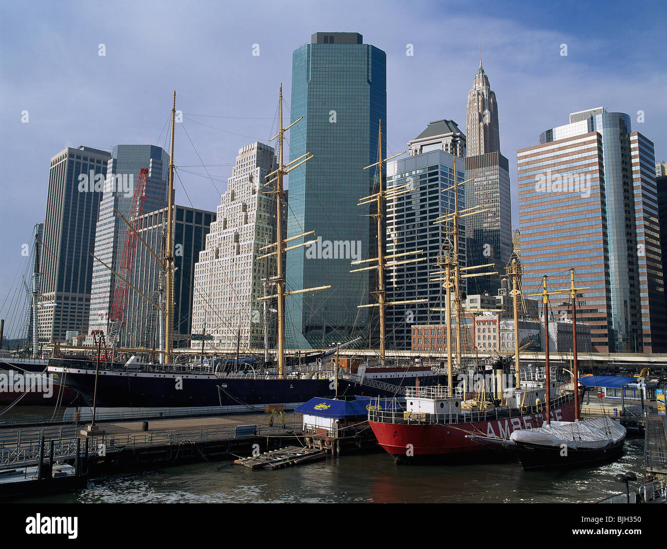 Manhattan Seaport New York USA Stock Photo - Alamy