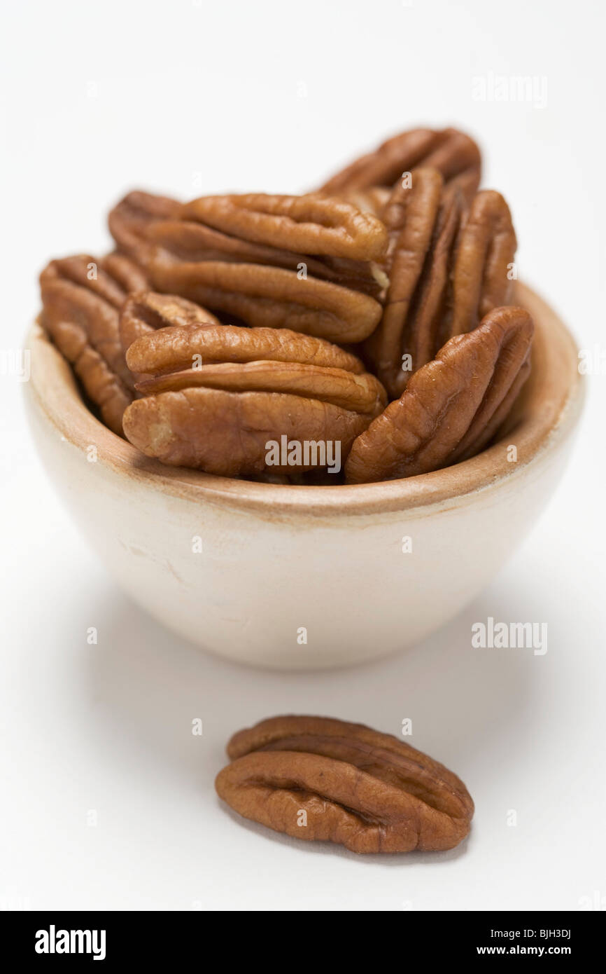Pecans cut out hi-res stock photography and images - Alamy