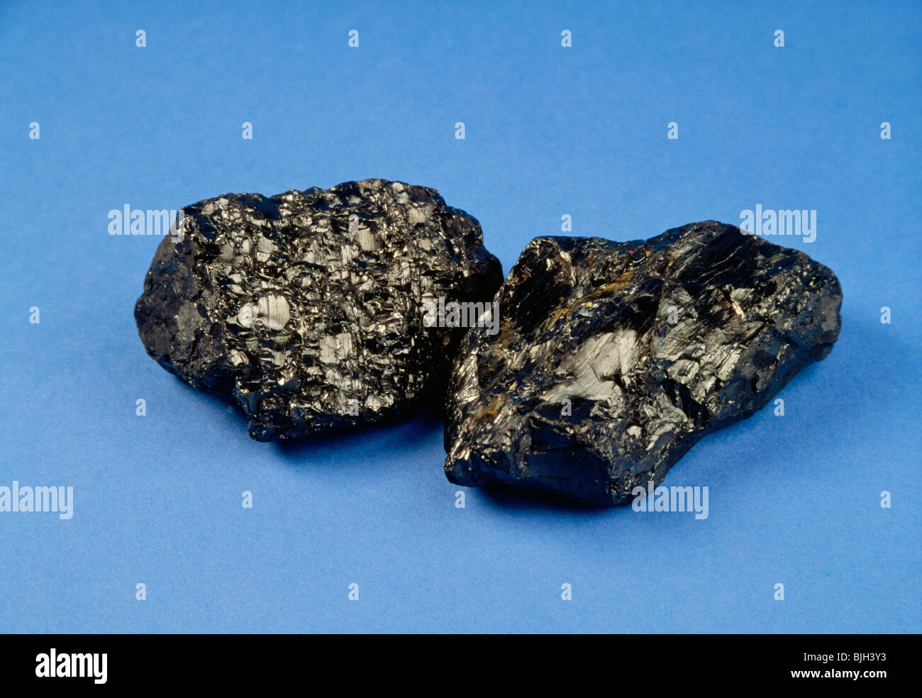 Coal tars hi-res stock photography and images - Alamy