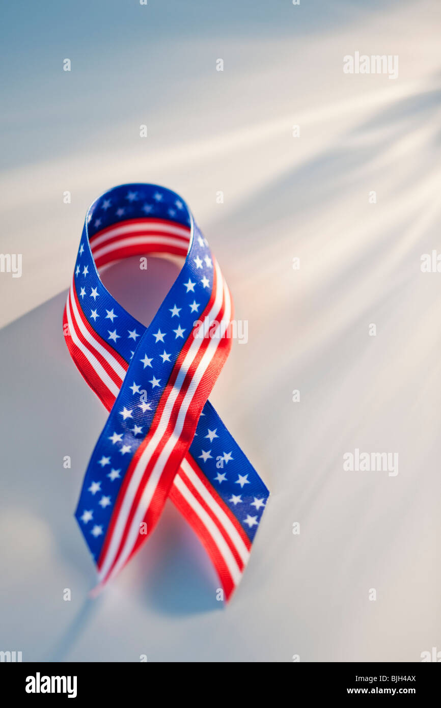 Ribbon of flags hi-res stock photography and images - Alamy