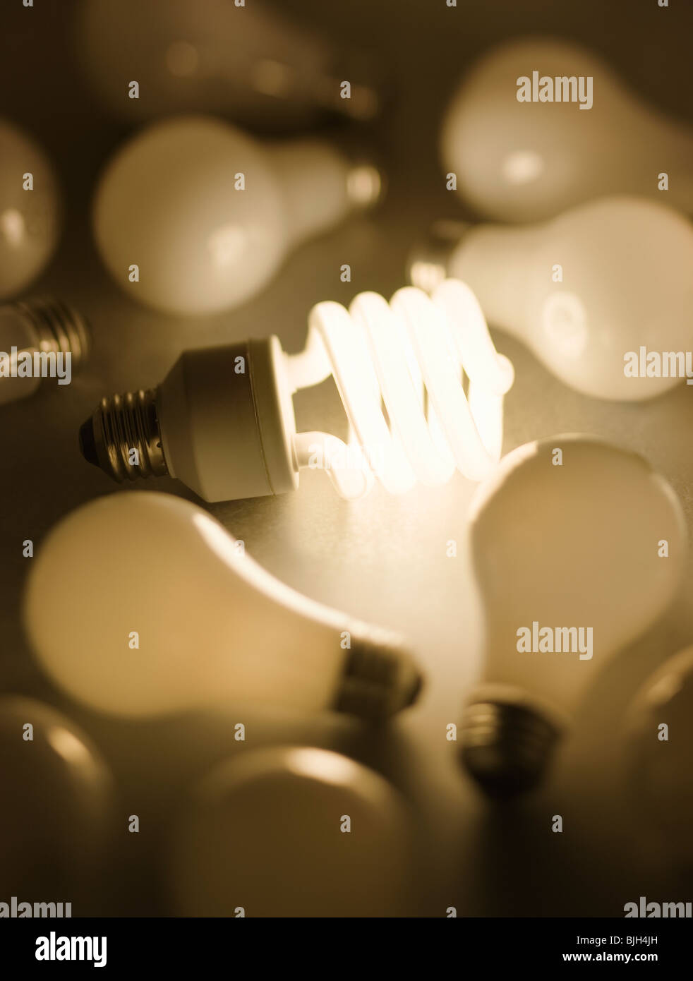 Regular light bulb hi-res stock photography and images - Alamy