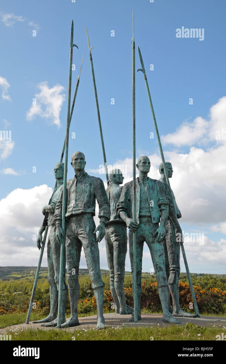 'The Pikemen', or "Fauscailt",a sculpture by Eamonn O'Doherty on the ...