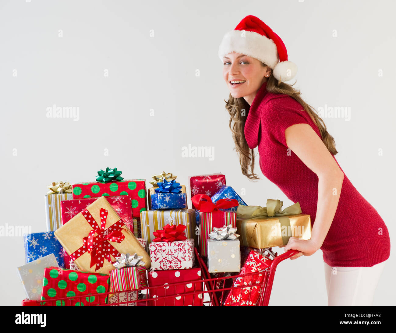 Full of shopping carts hi-res stock photography and images - Alamy