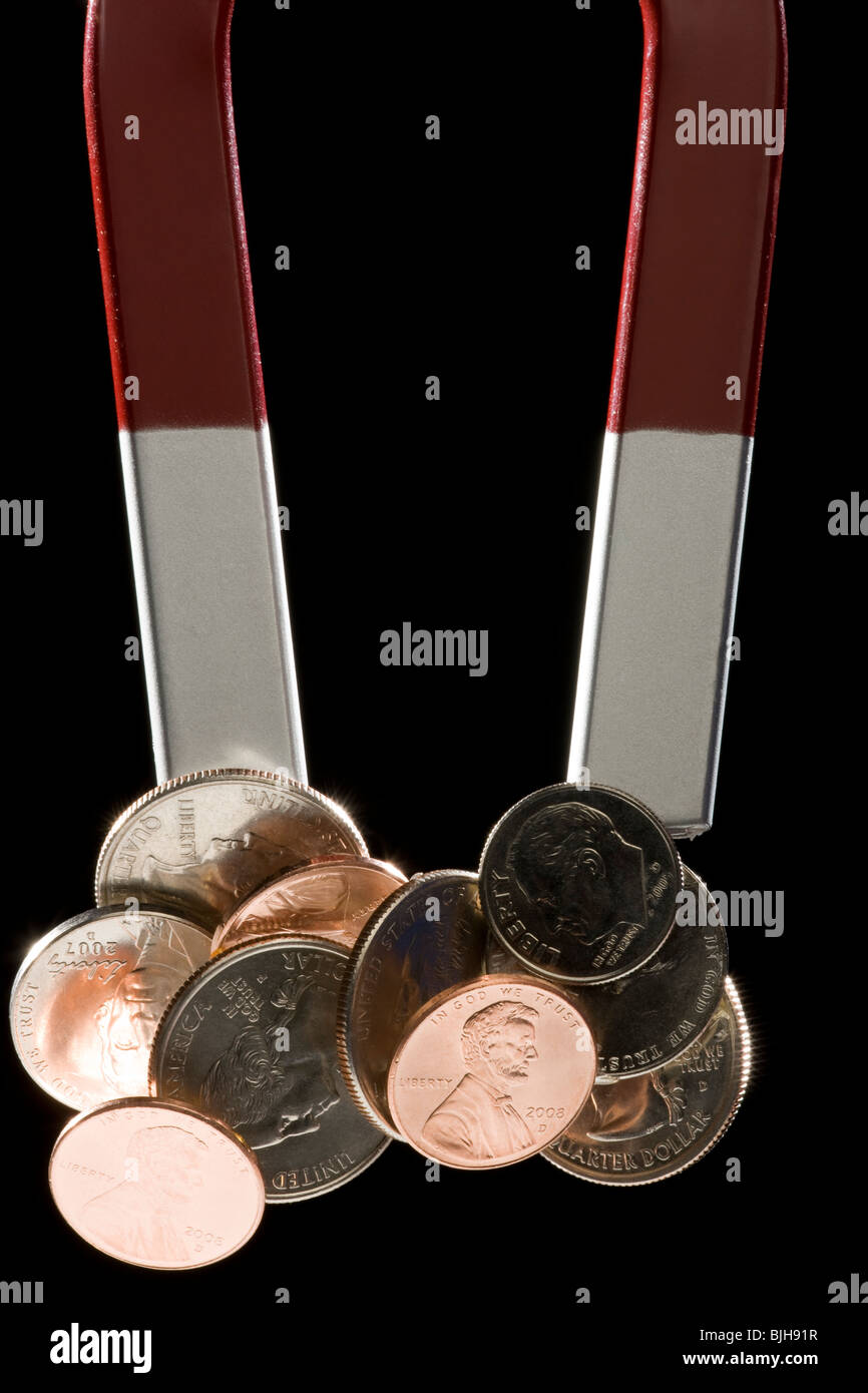 Magnet lifting hi-res stock photography and images - Alamy