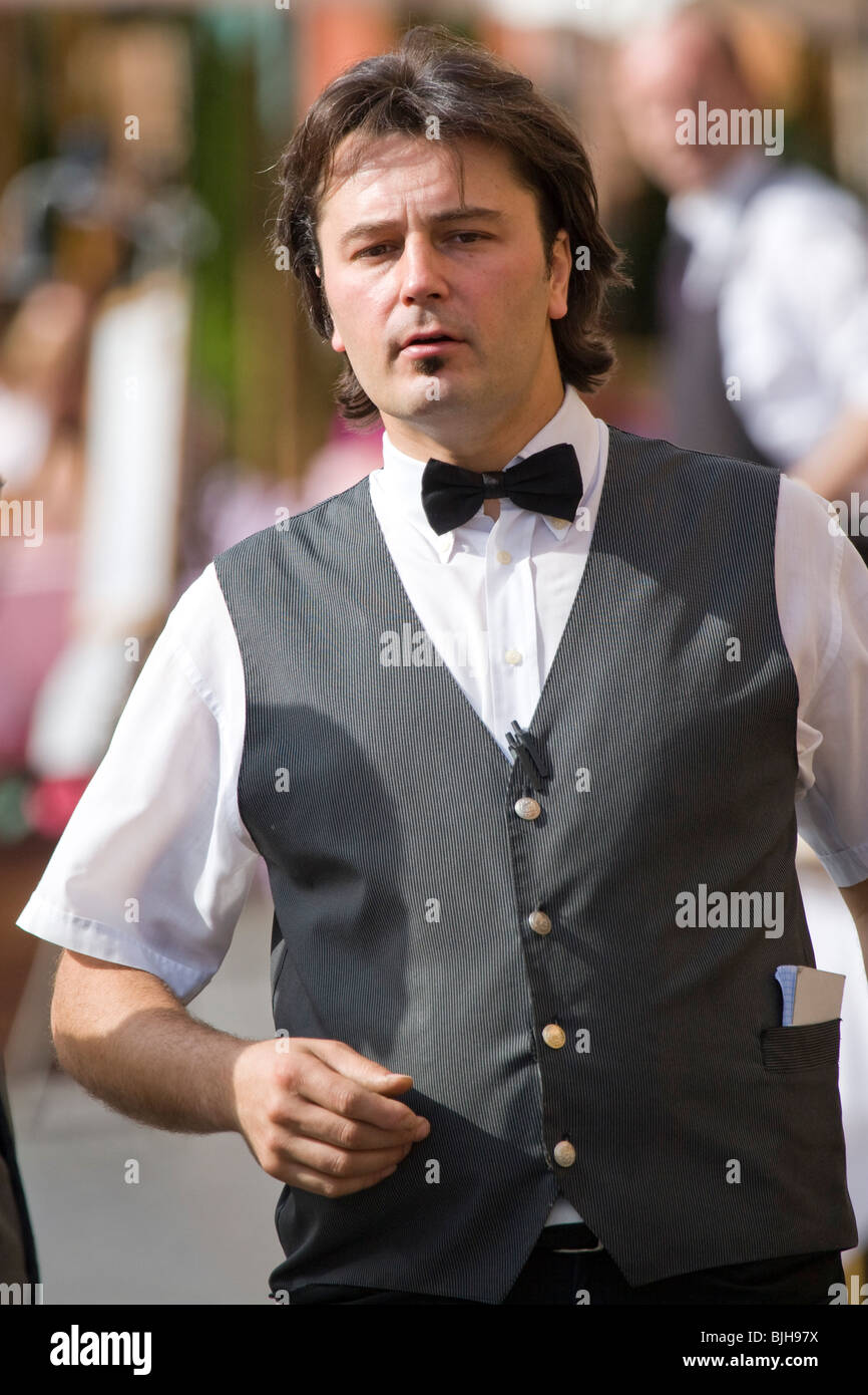 Italian waiter hi-res stock photography and images - Alamy