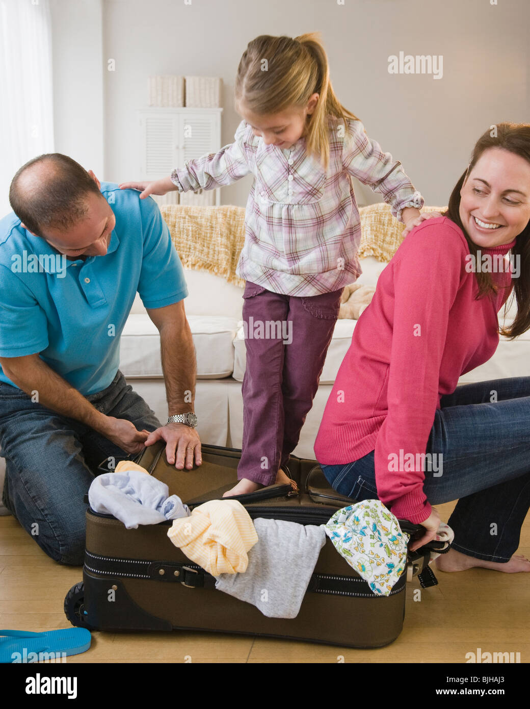 Packing rooms hi-res stock photography and images - Alamy