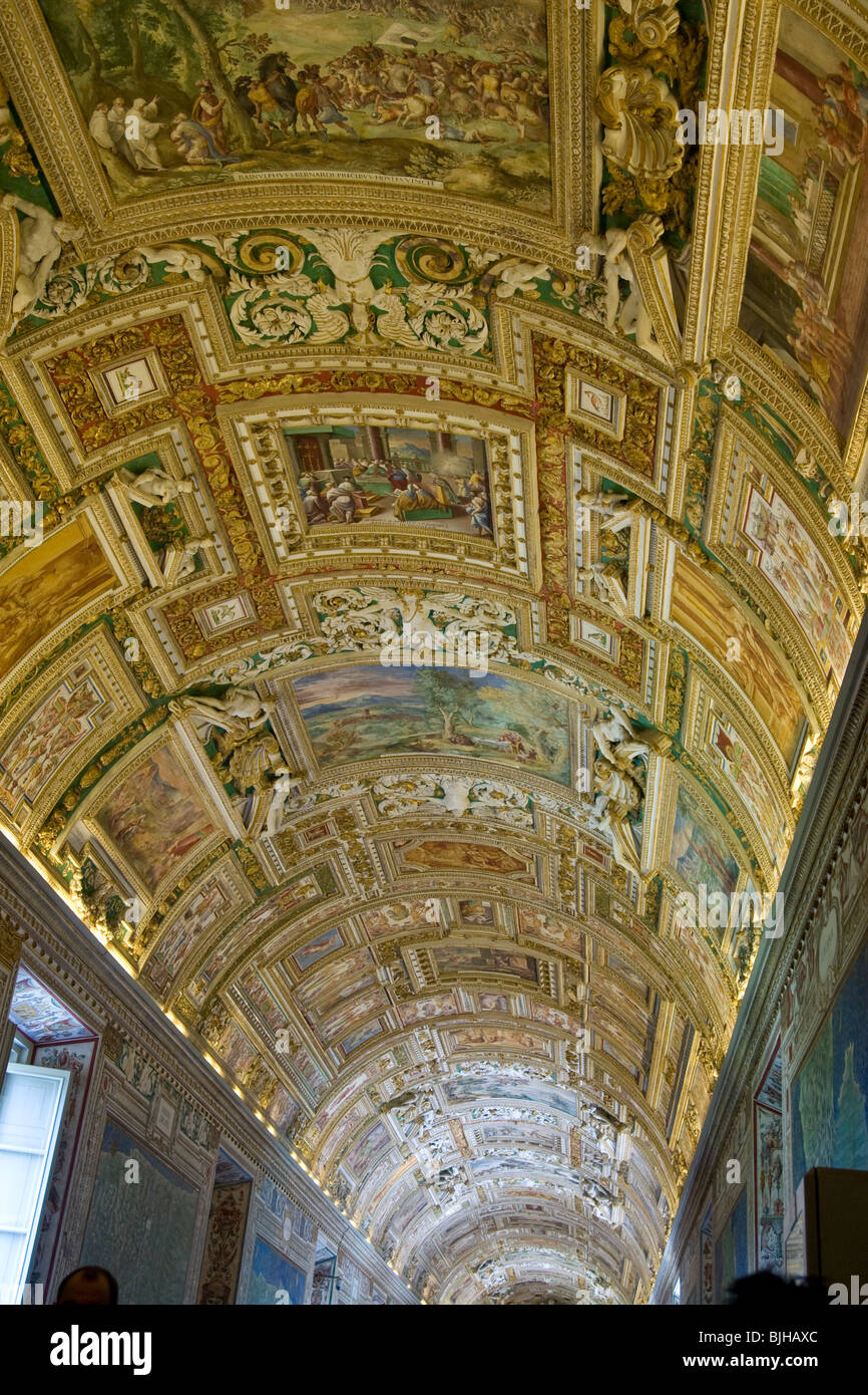 Italy, Rome, Interior of The Vatican Museum Ceiling of the Hall of Maps Stock Photo - Alamy