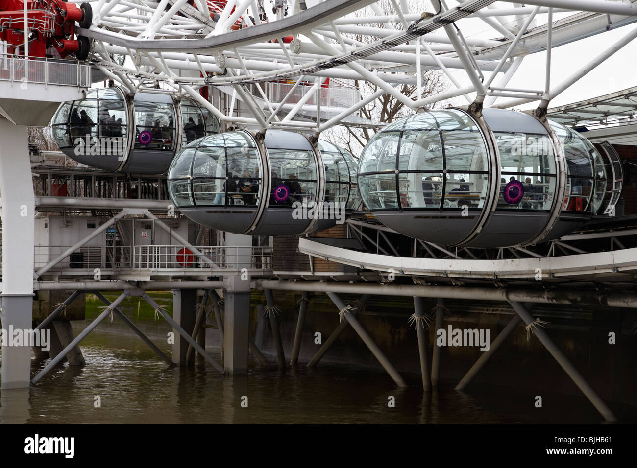 London Eye Capsules High Resolution Stock Photography and Images - Alamy