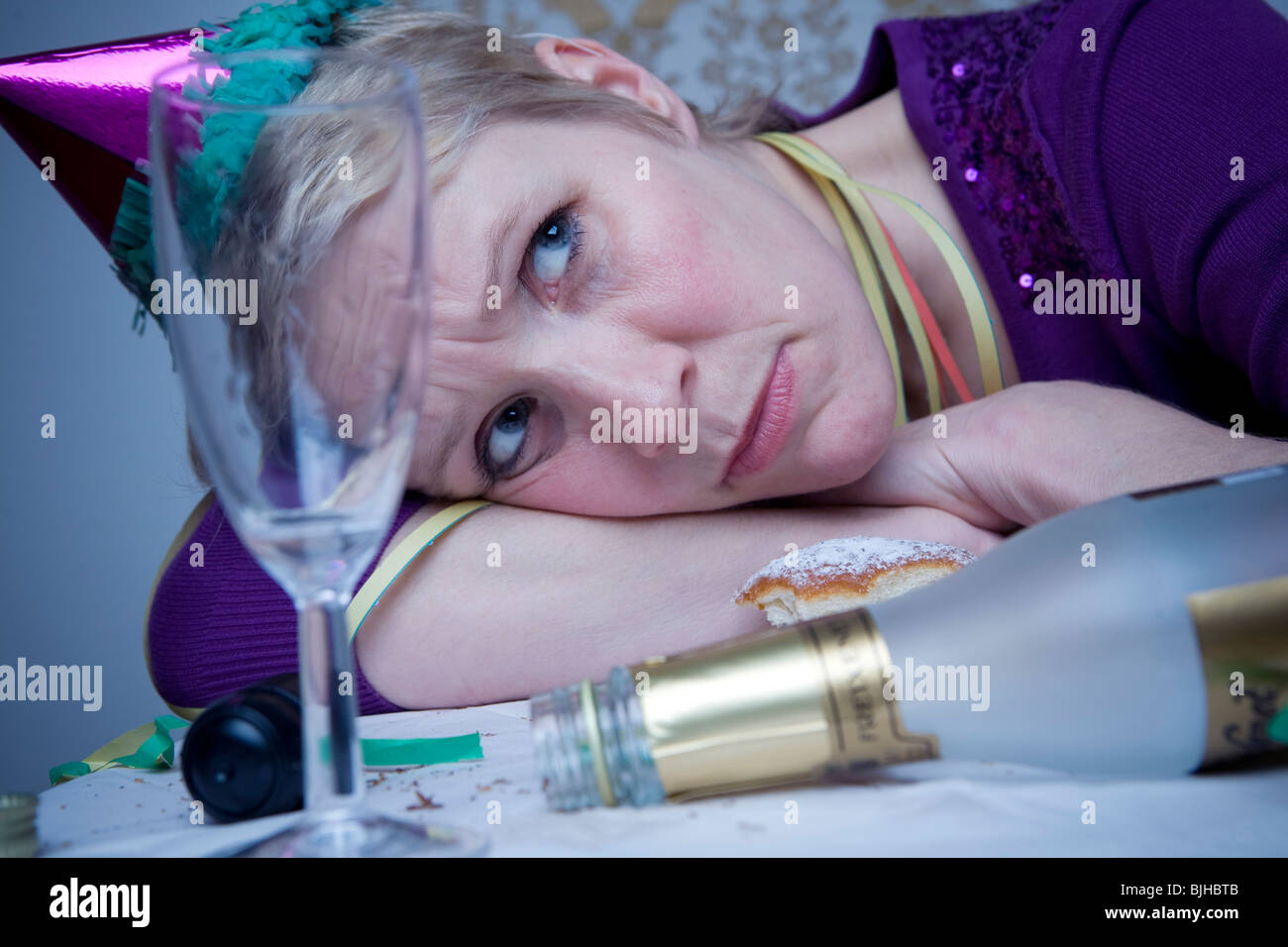 Groggy woman hi-res stock photography and images - Alamy