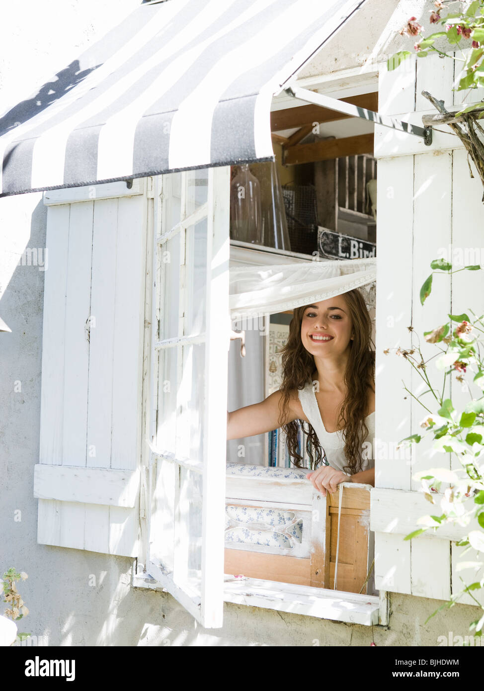 Opening a window hi-res stock photography and images - Alamy