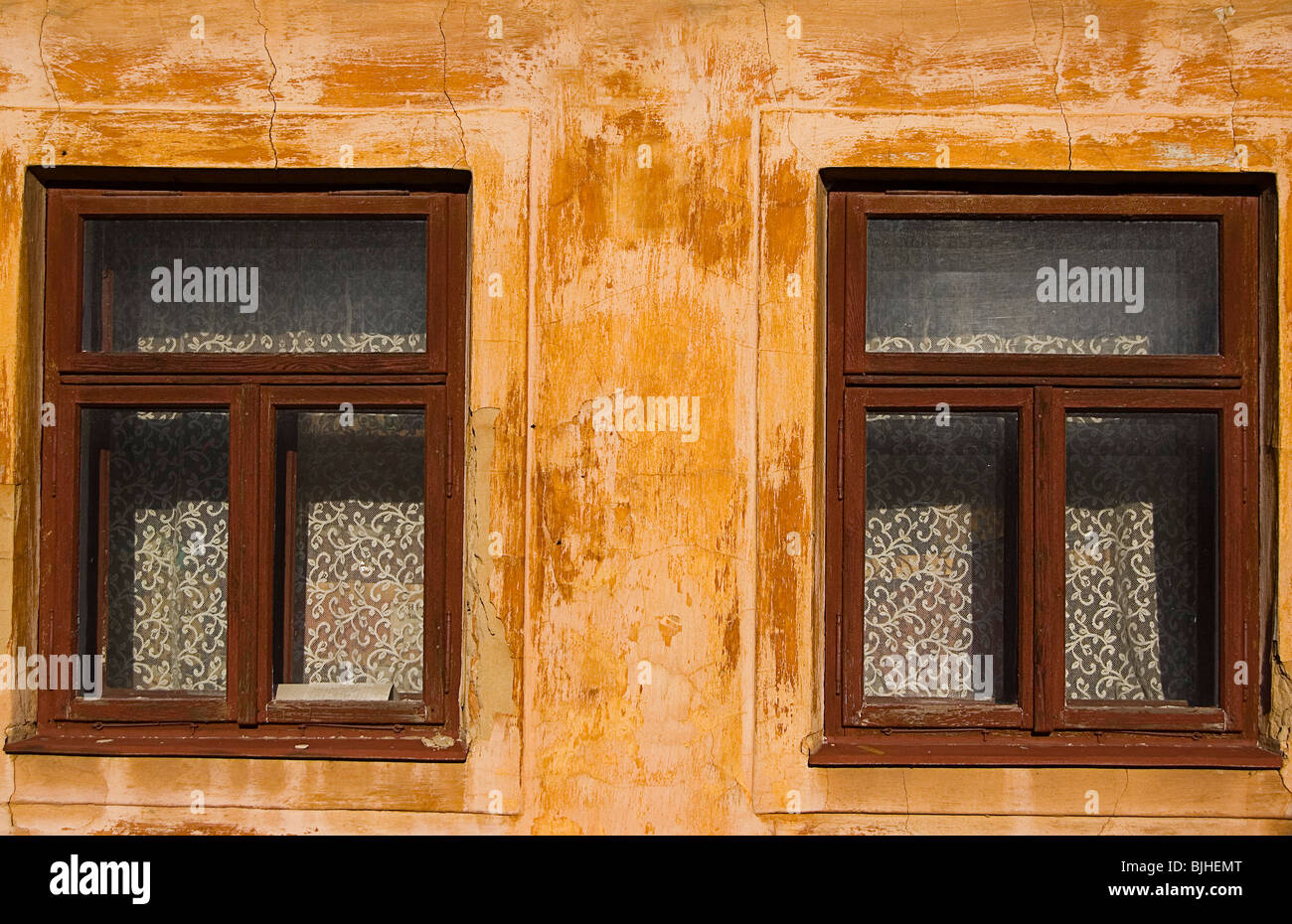 Old house exterior in hi-res stock photography and images - Alamy