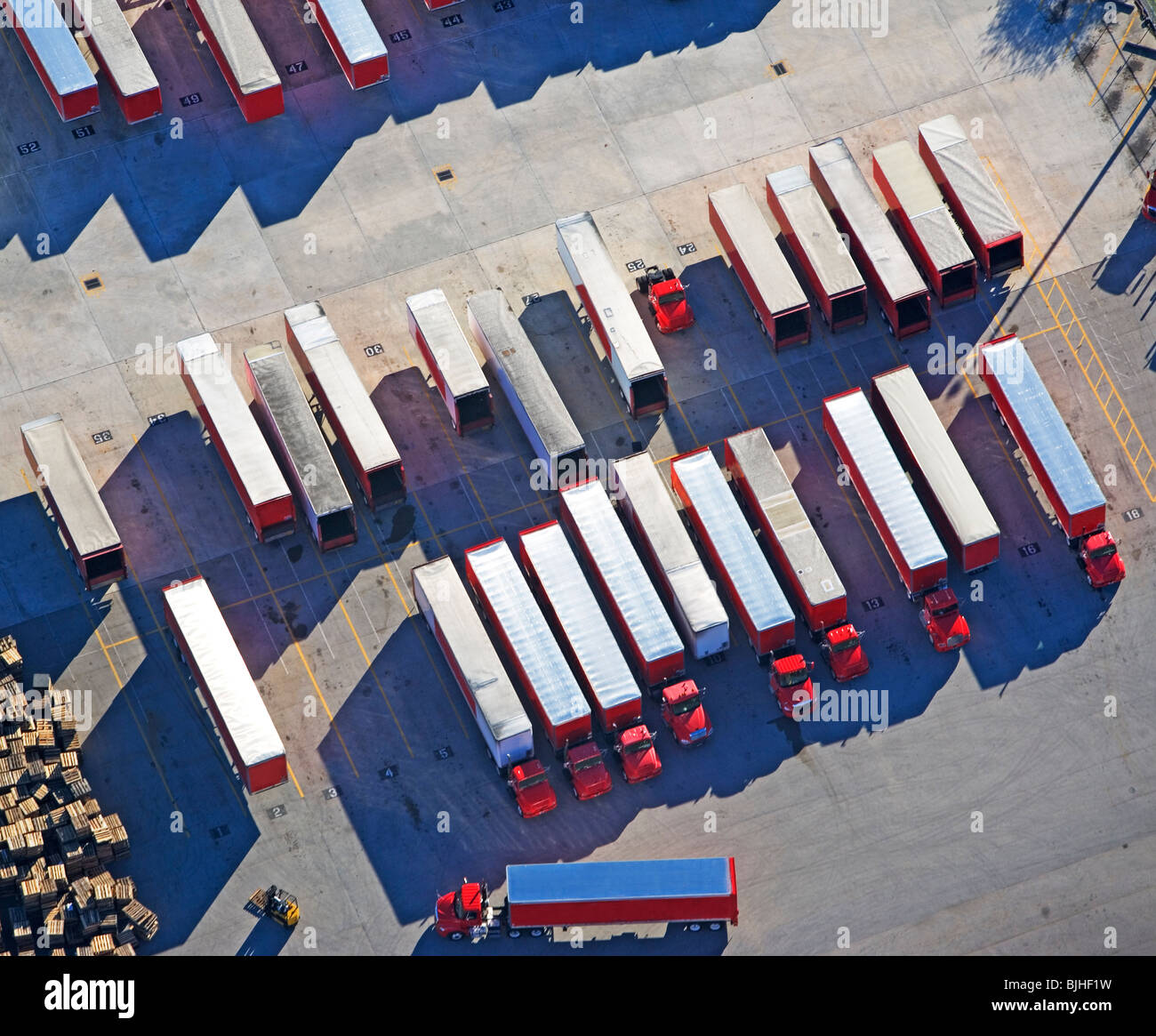 Aerial views truck hi-res stock photography and images - Alamy