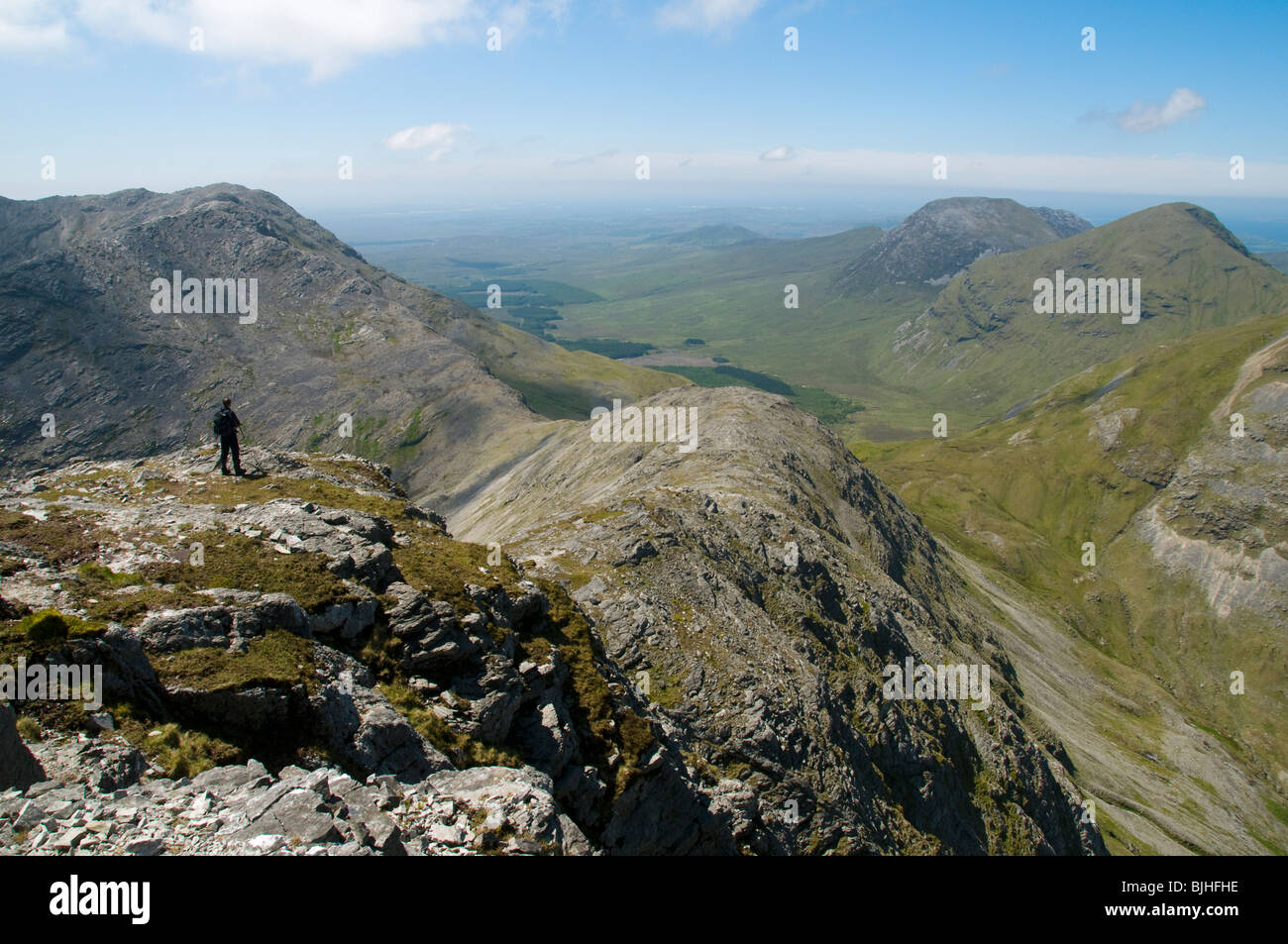 Benbreen from the summit of Bencollaghduff, on the Glencoaghan ...