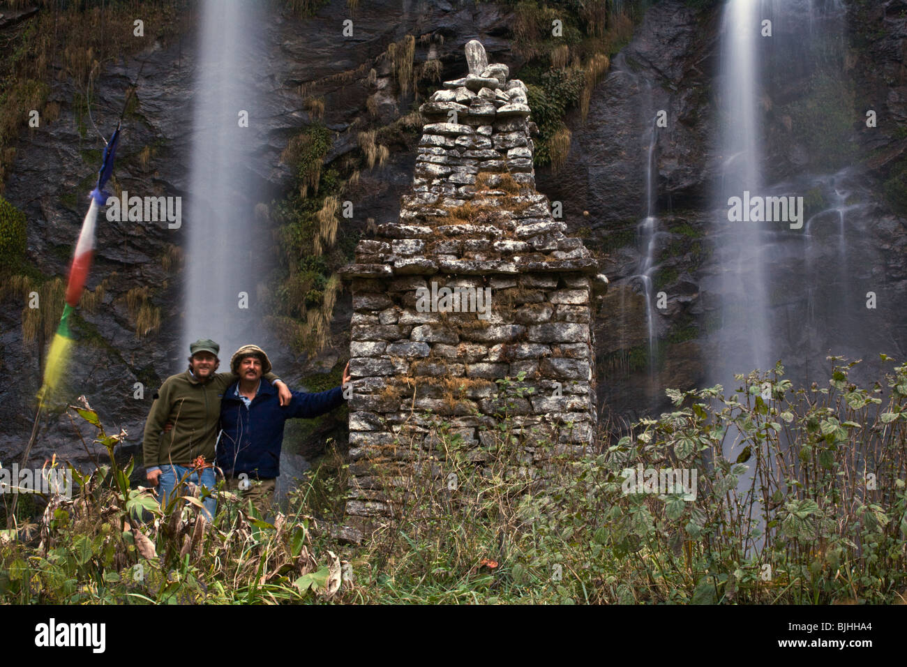 Photographer CRAIG LOVELL and son BODHI GARRETT on the AROUND ANNAPURNA ...