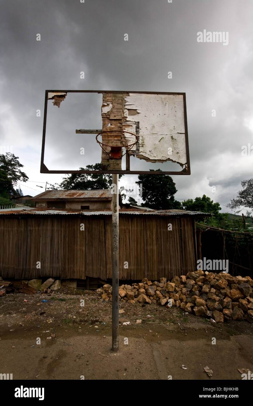 Broken basketball net. Maubisse, East Timor Stock Photo - Alamy
