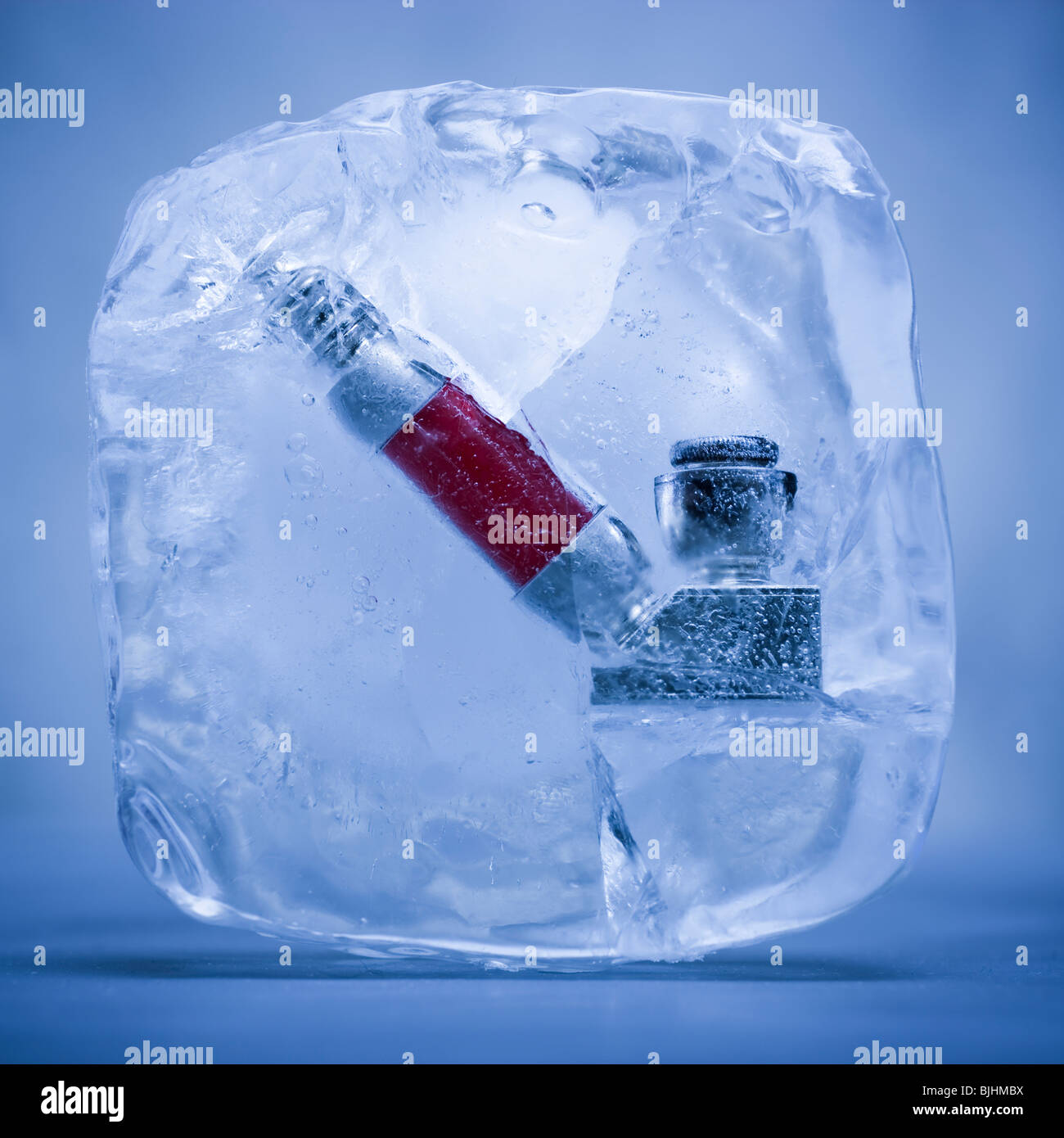 Frozen pipes hi-res stock photography and images - Alamy