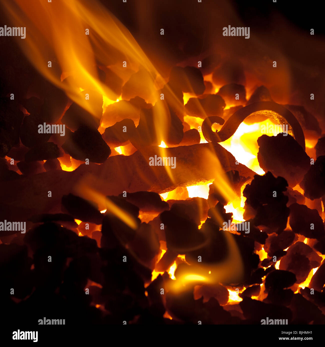 Burning embers hi-res stock photography and images - Alamy