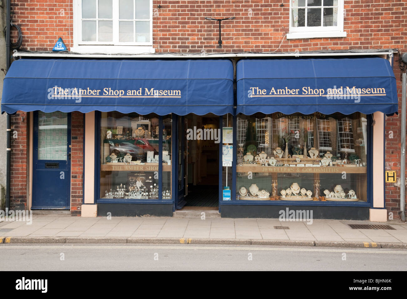 Southwold high street hi-res stock photography and images - Alamy