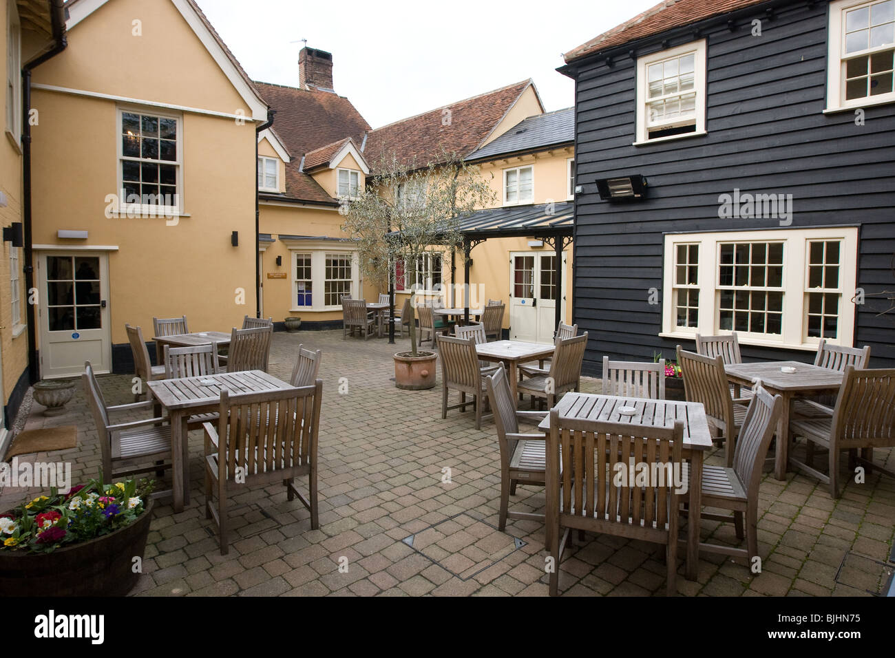The Bildeston Crown,Bildeston,Suffolk,England The Courtyard Stock Photo ...