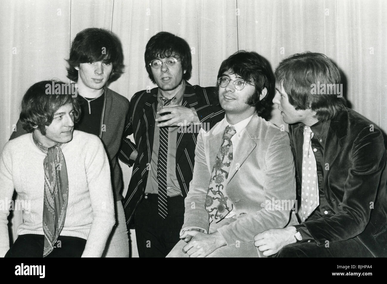 MANFRED MANN - UK pop group in 1965 from l: Mike Hugg, Klaus Voorman ...