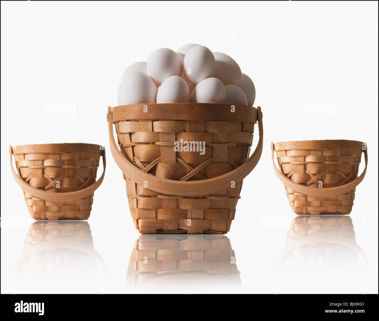 Eggs in a basket Stock Photo - Alamy