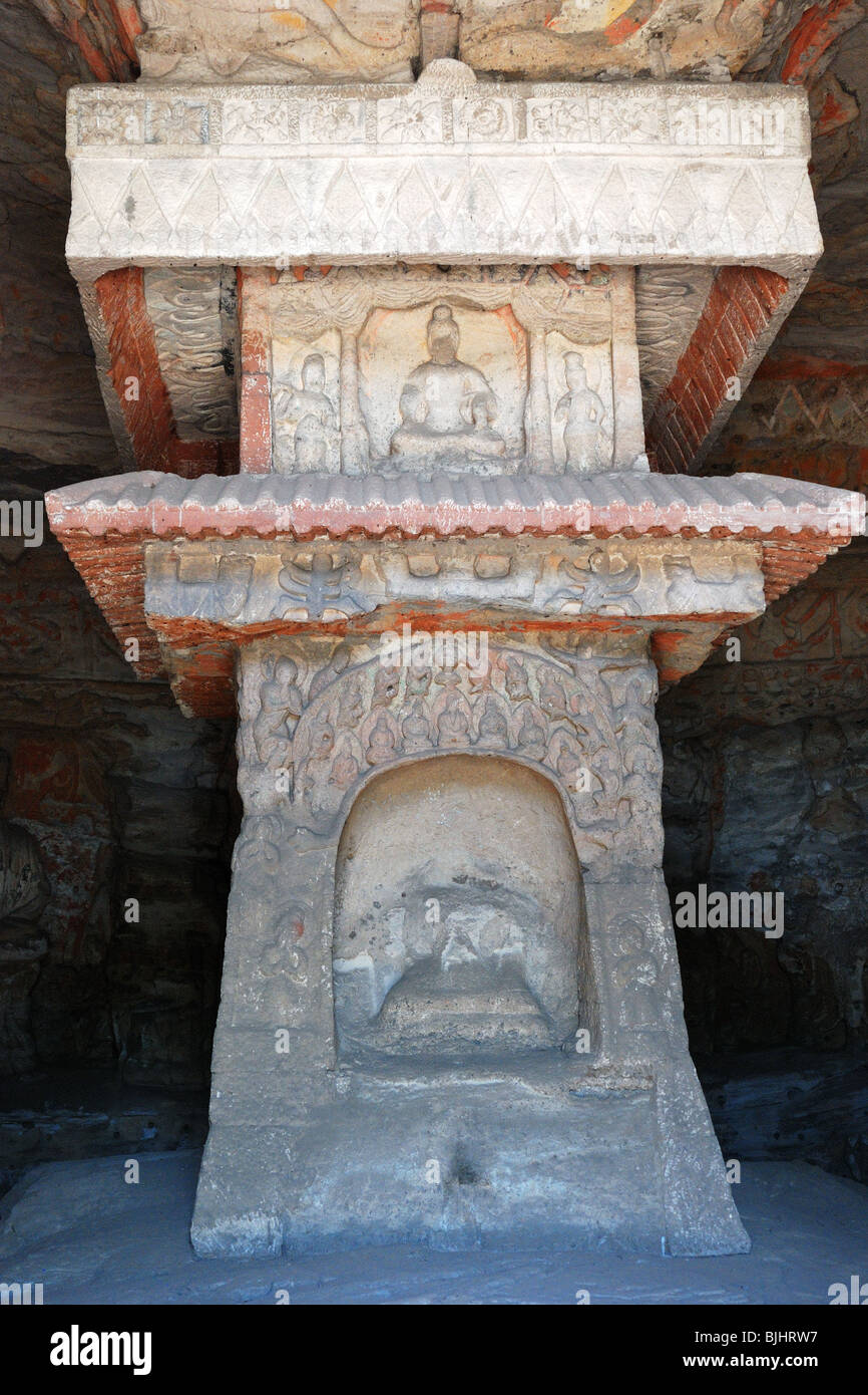 The Yungang Grottoes are ancient Buddhist temple grottoes near the city ...