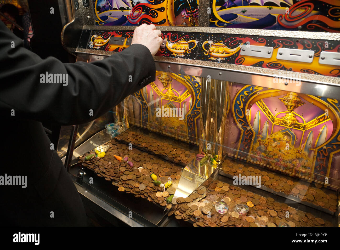 British amusement arcade hi-res stock photography and images - Alamy