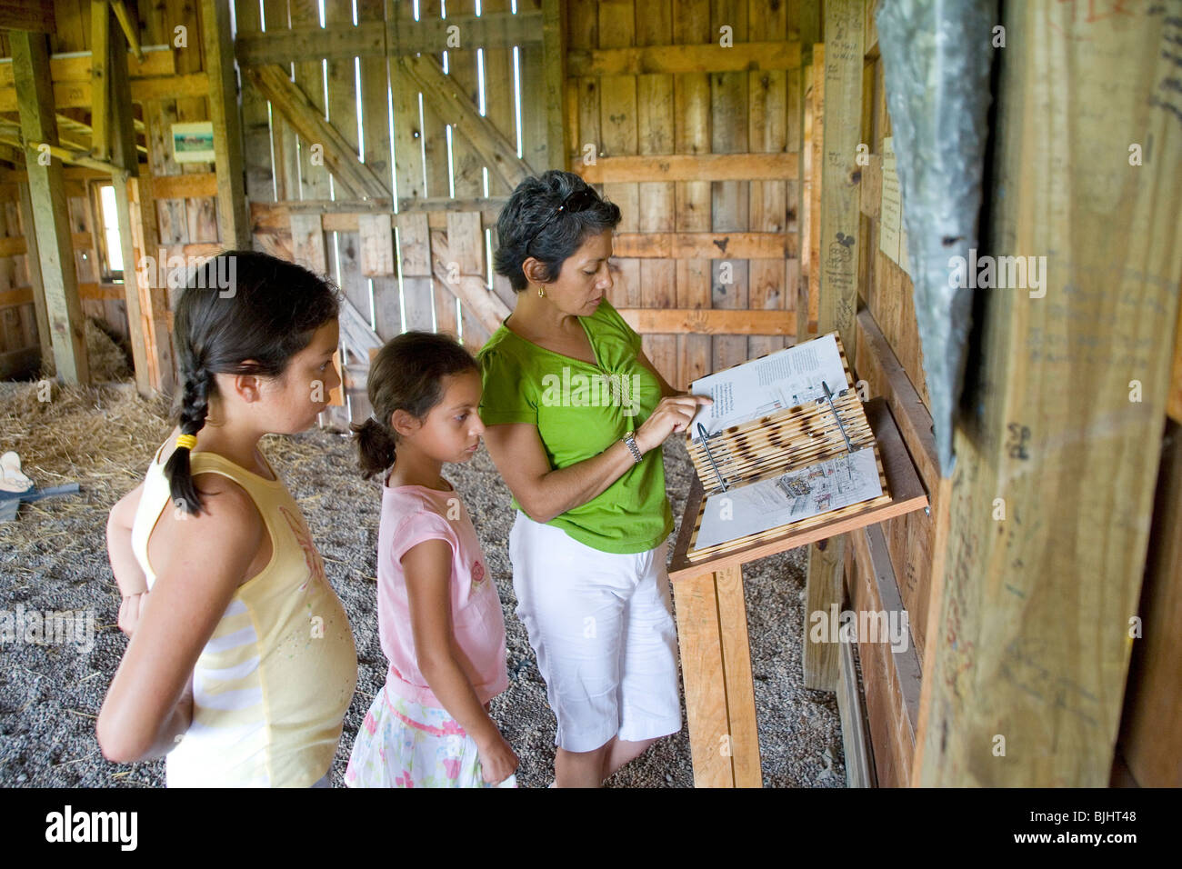 Walt Disney Barn "Happy Place Stock Photo - Alamy
