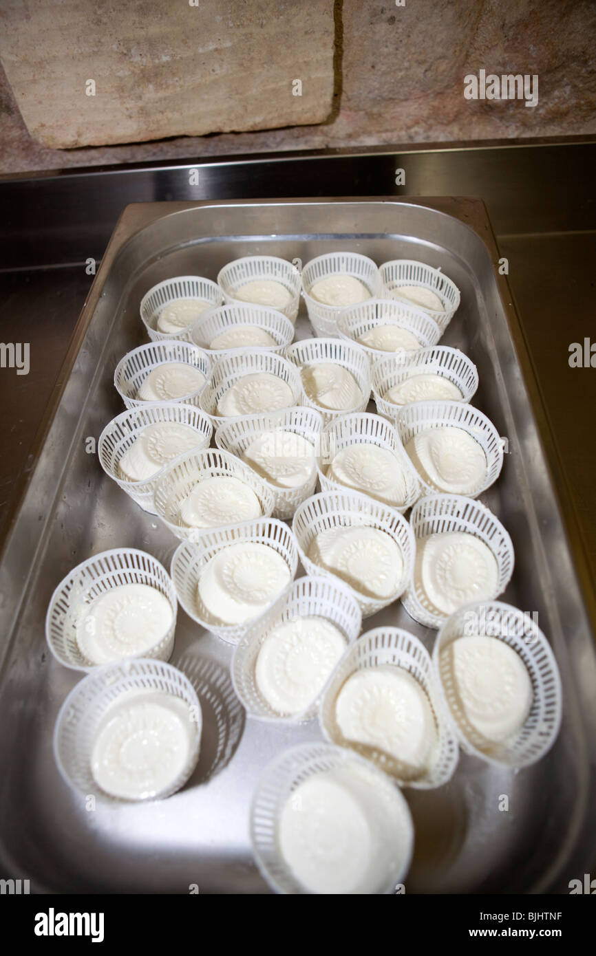 Ta' Rikkardu restaurant and Goat's Cheesemaking process, Gozo, Malta ...