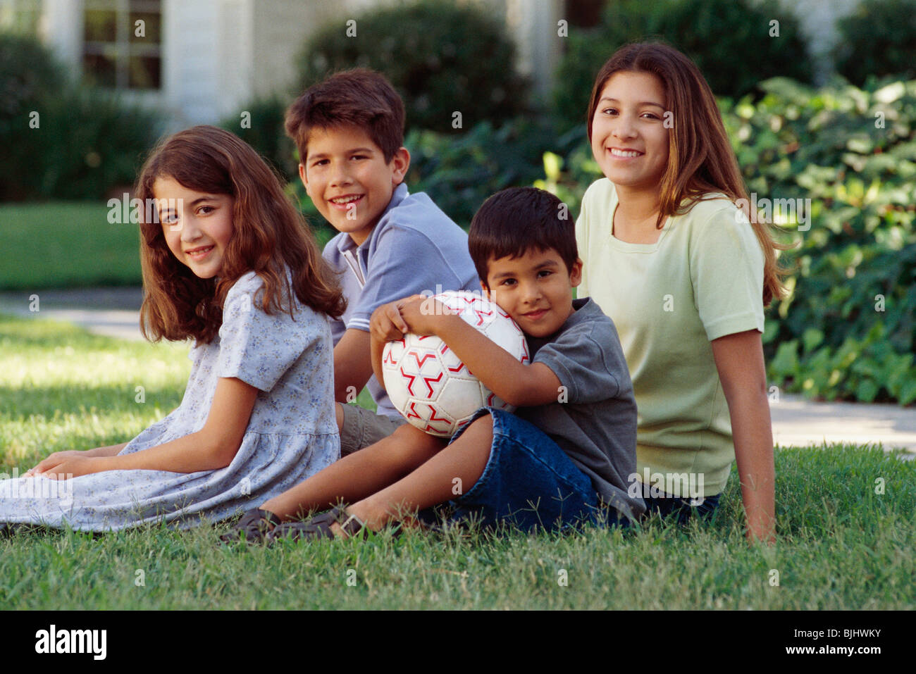 Biracial siblings hi-res stock photography and images - Alamy