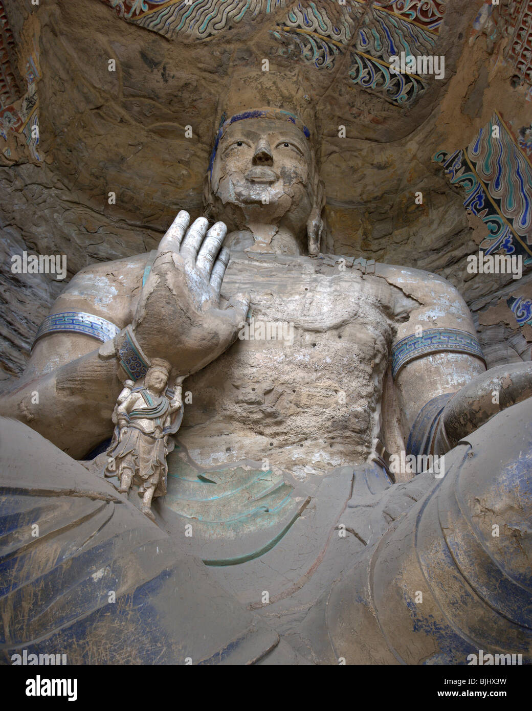 The Yungang Grottoes are ancient Buddhist temple grottoes near the city ...