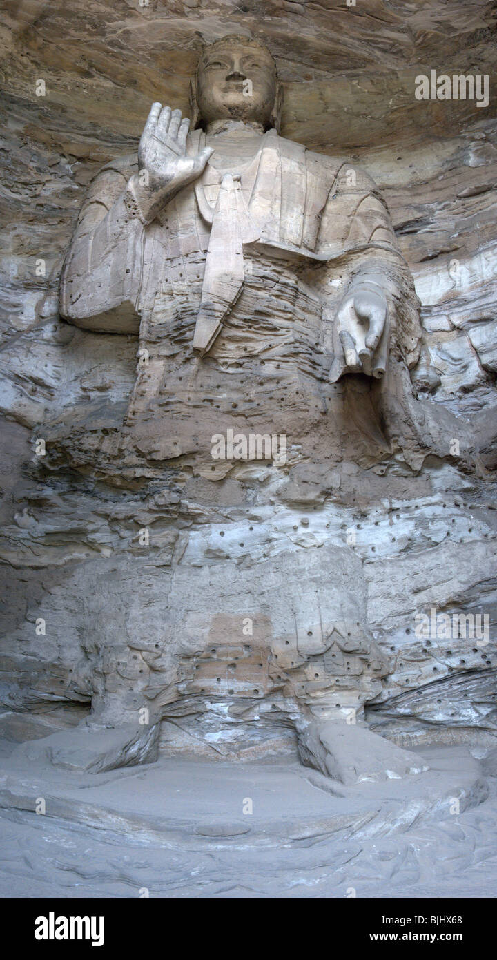 The Yungang Grottoes are ancient Buddhist temple grottoes near the city ...