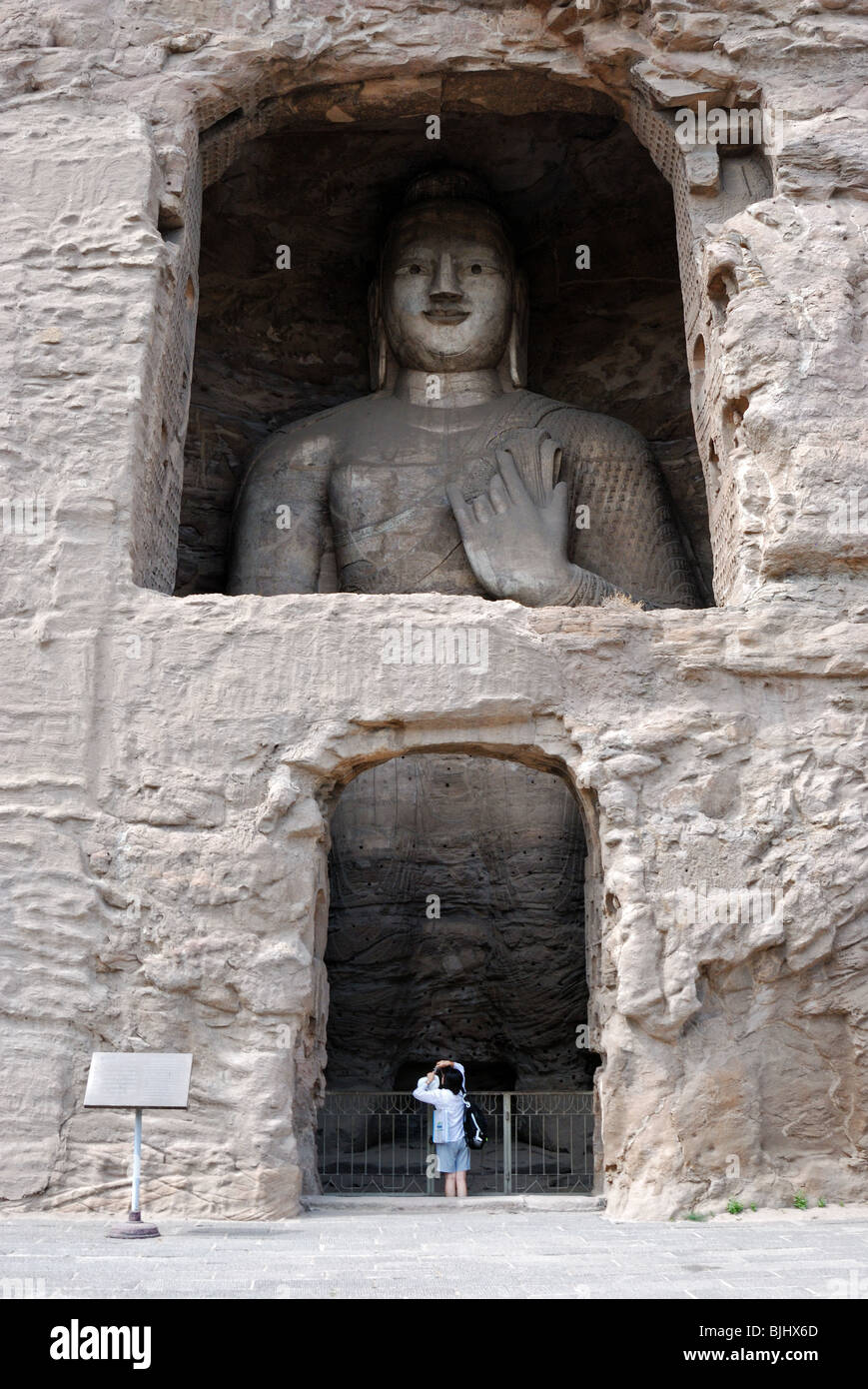 The Yungang Grottoes are ancient Buddhist temple grottoes near the city ...