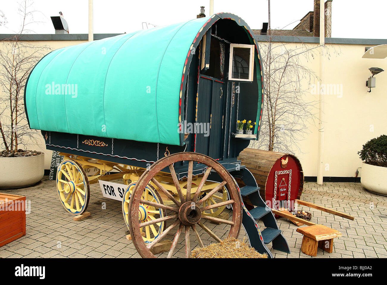 Romany caravan hi-res stock photography and images - Alamy