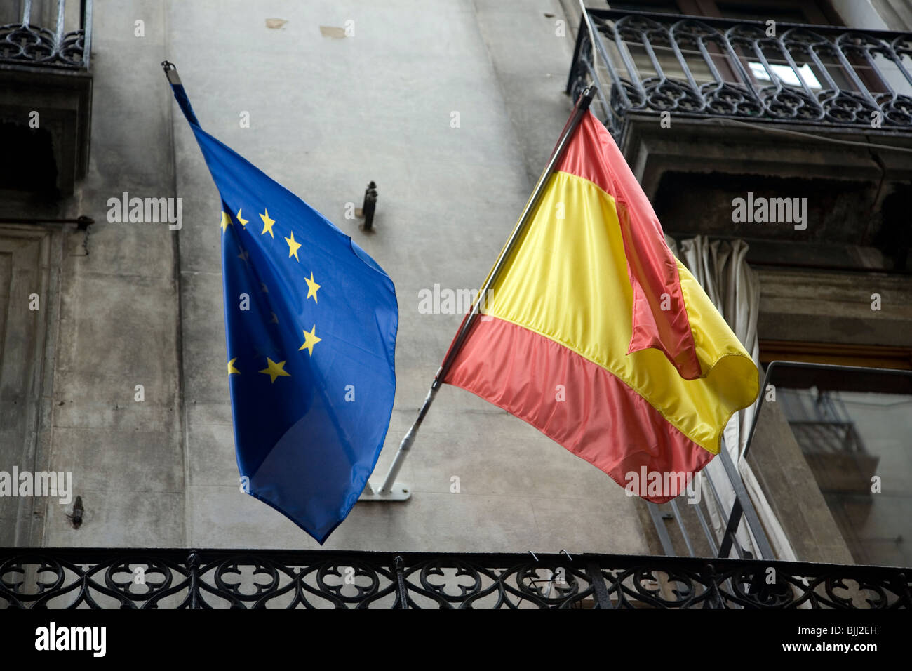 Spanish flags hi-res stock photography and images - Alamy