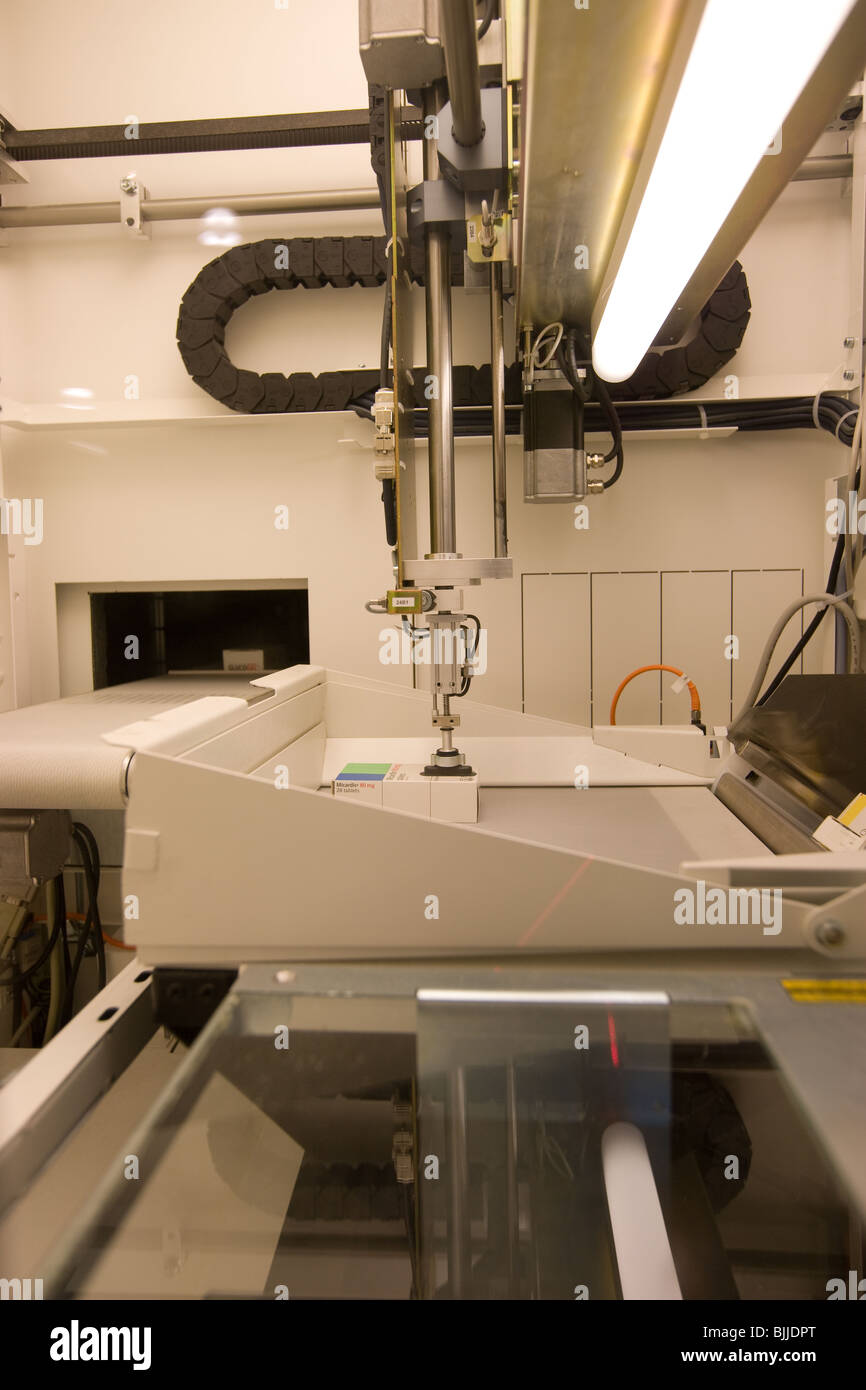 A Robot dispenser in a Doctors surgery Stock Photo - Alamy